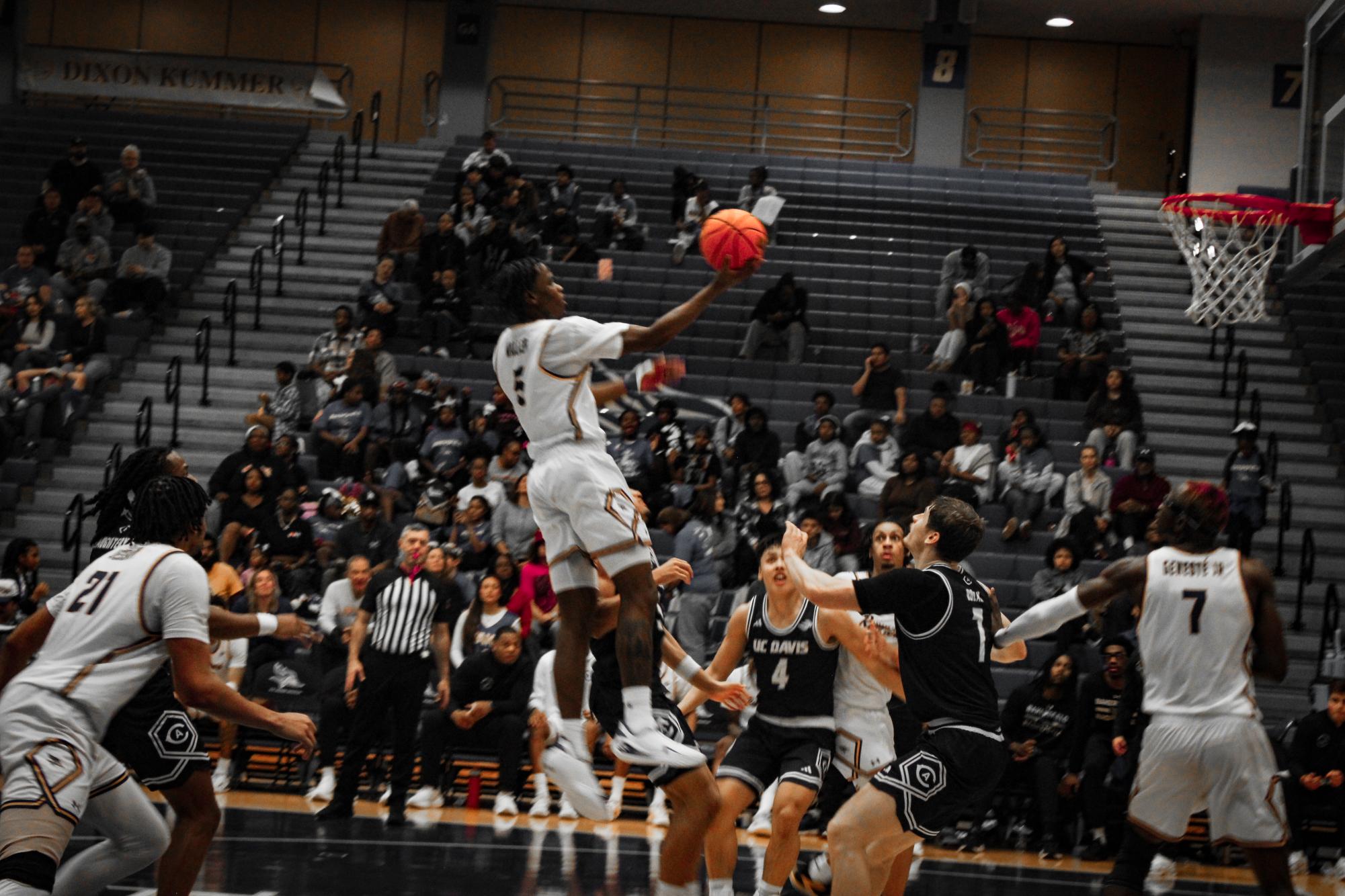 CSUB Men's Basketball vs. UC Davis - The Runner